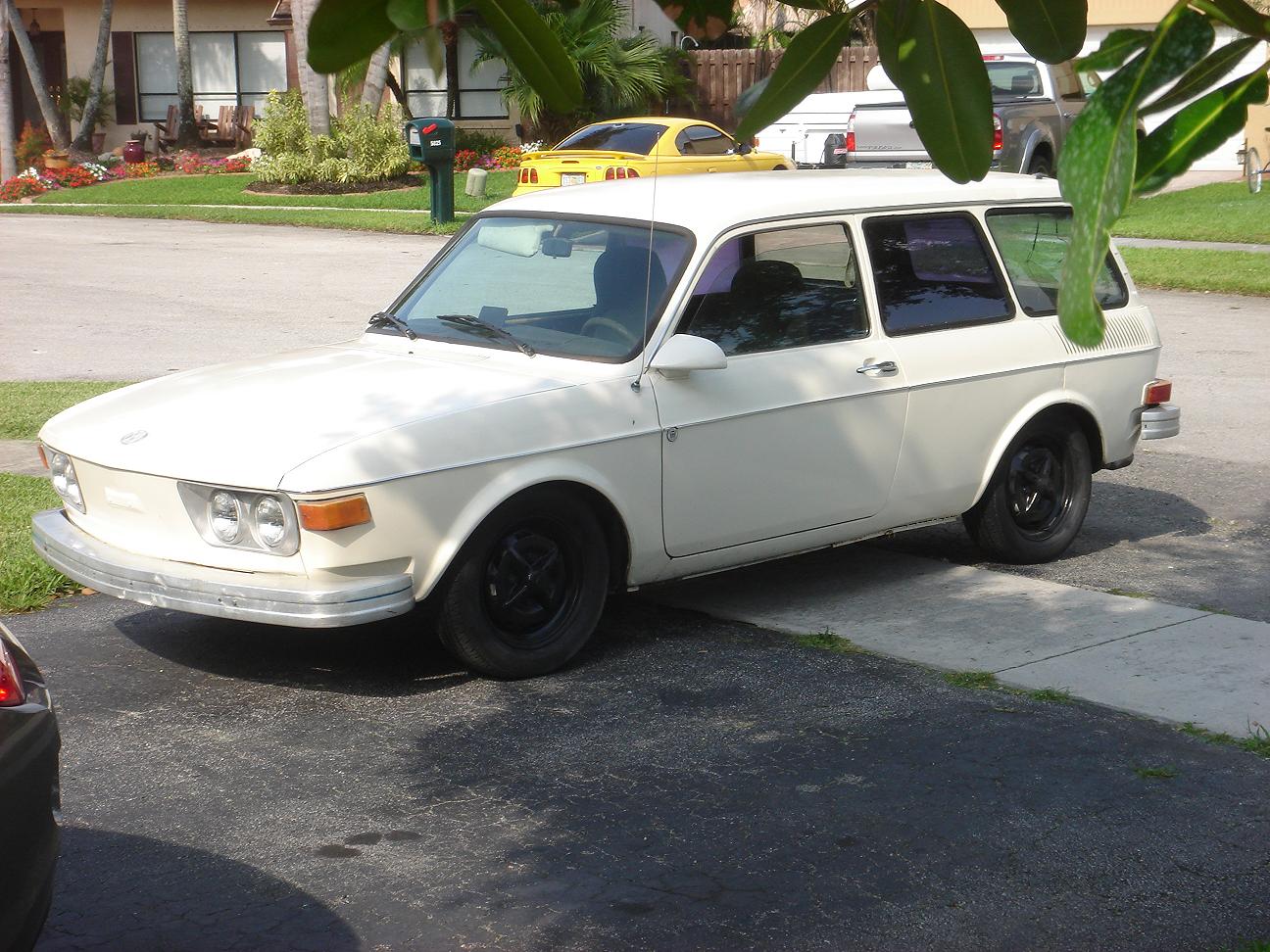 1974 Volkswagen 412 Type-4 2dr Wagon